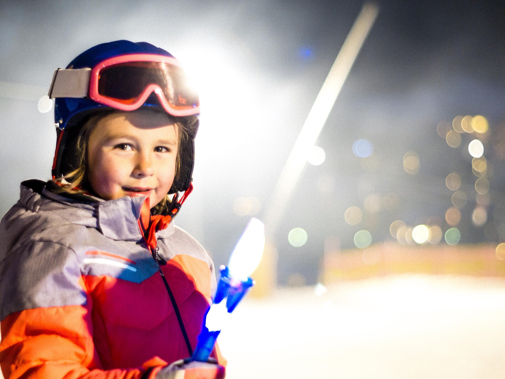 Defilada di mituns cun chentli - Torchlight descent of the children ...