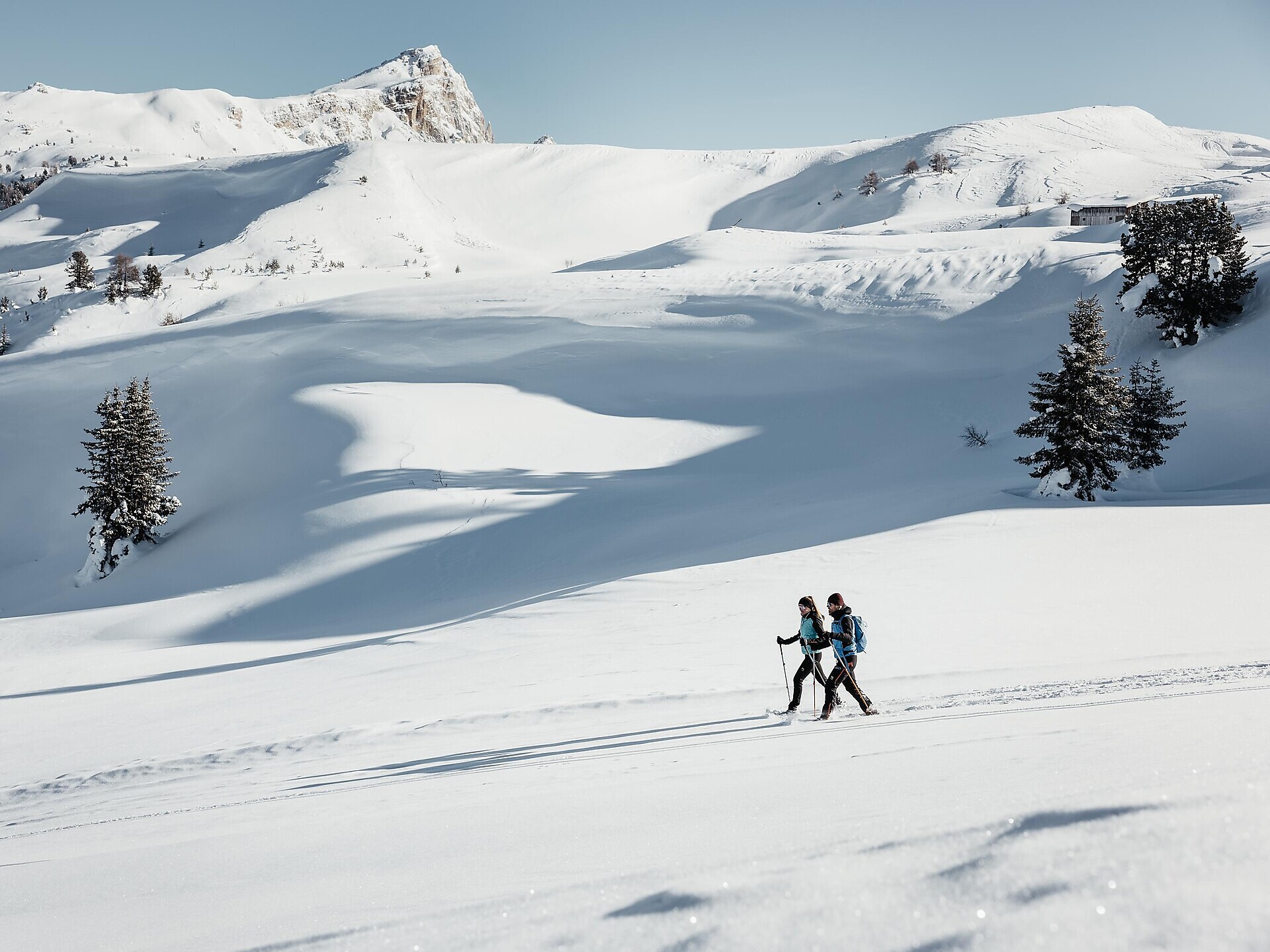 Snowshoe excursion to the Pisciadú waterfalls | Dolomiti Superski