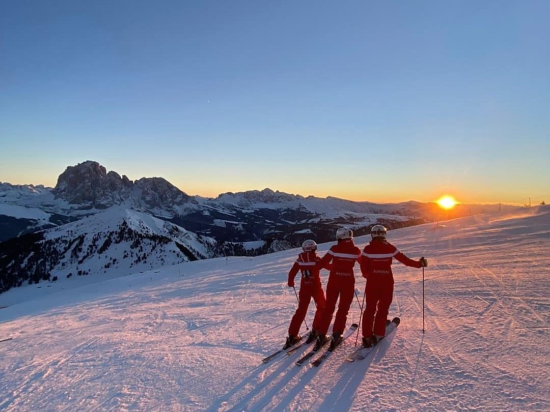 Magic Sunset Skiing | Dolomiti Superski